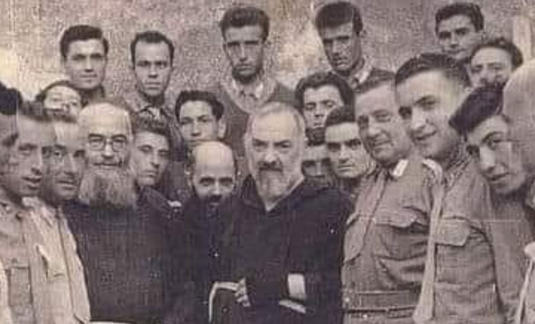 A repülő szerzetes csodája: Hogyan mentett meg Pio atya egy olasz ...